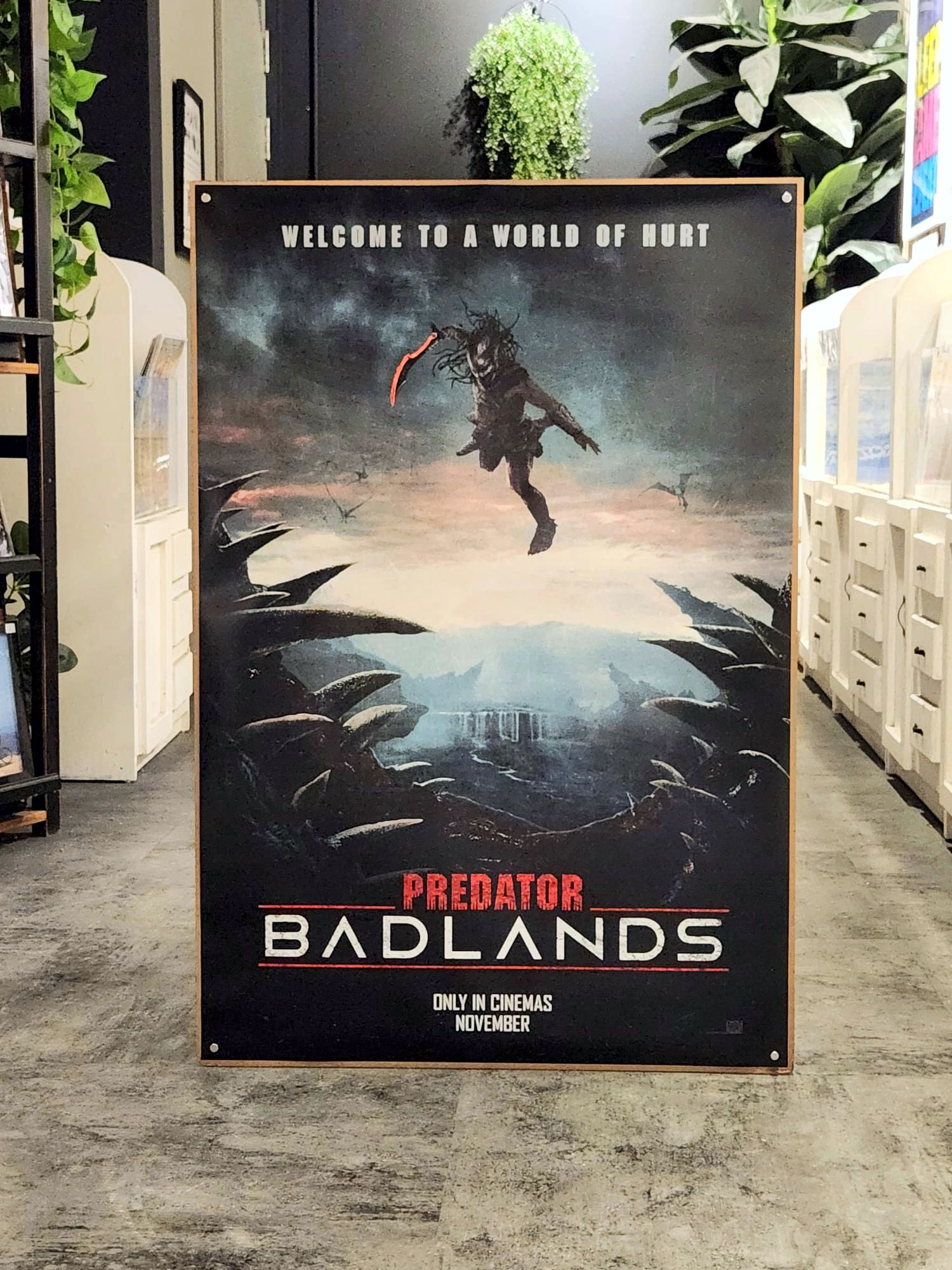 Original Posters :: Sci-Fi :: Predator: Badlands - Poster Hub