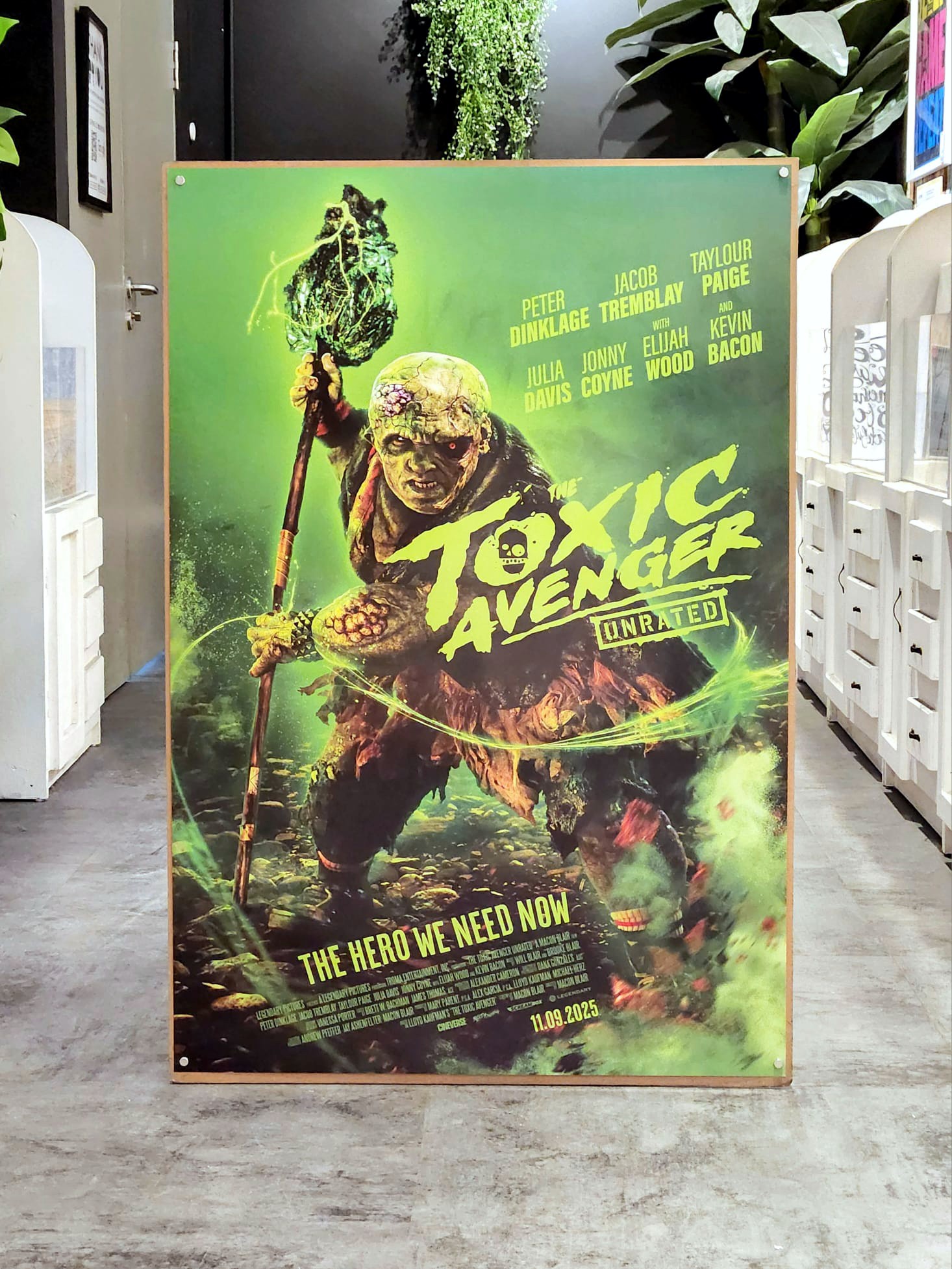 Original Posters :: Action :: The Toxic Avenger - Poster Hub