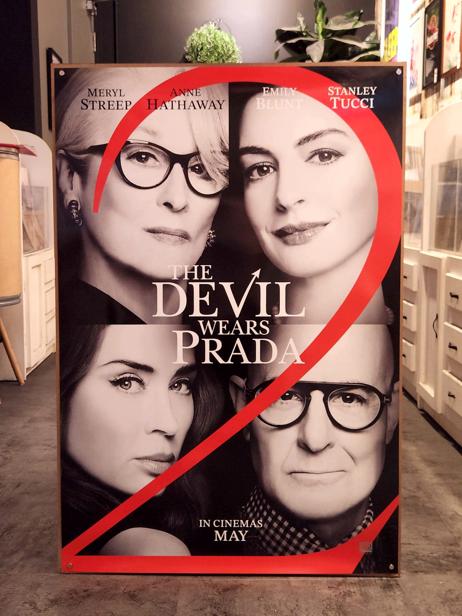 Original Posters :: Romance/ Comedy :: The Devil Wears Prada 2 - Poster Hub